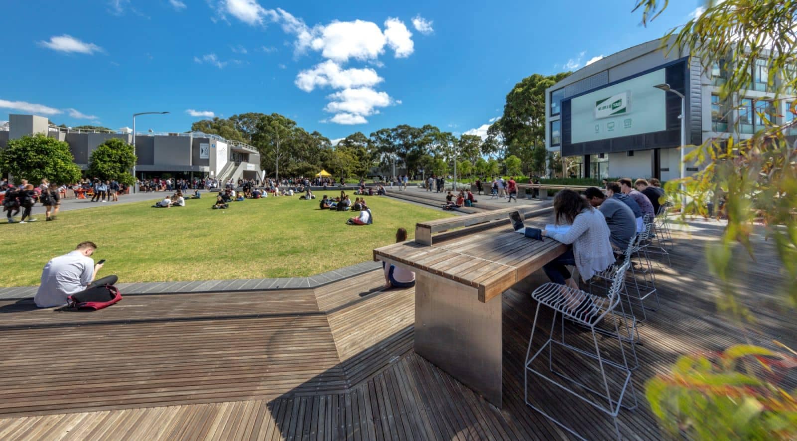 Monash University Australia | Courses and Free Support